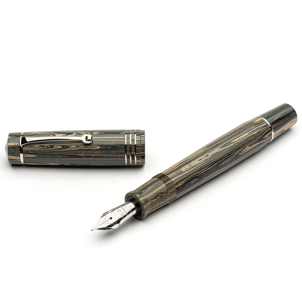 Leonardo "Audace" sand ebonite - Gold nib la Fenice SOLD OUT – leonardopen
